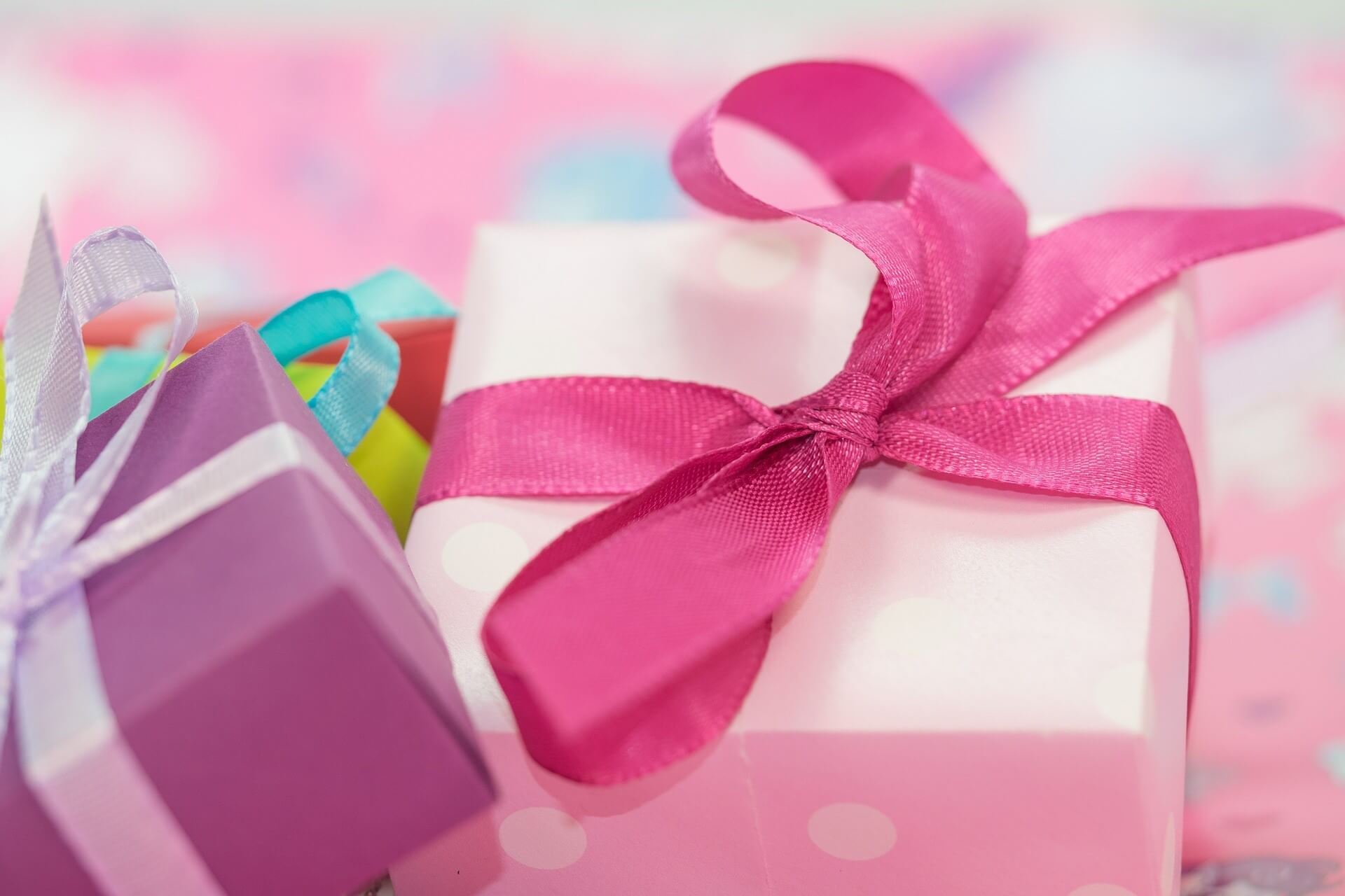 Keeping Gift-Giving Loving and Fair After a Divorce | Pennsylvania ...